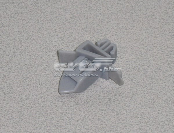 Пистон (клип) крепления накладок порогов TOYOTA. Купить пистон (клип ...