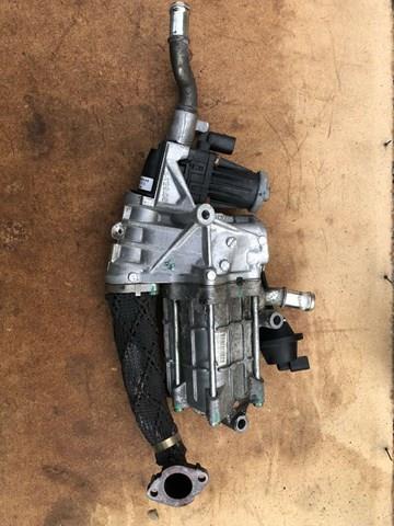 LR063122 Land Rover новая оригинальная запчасть