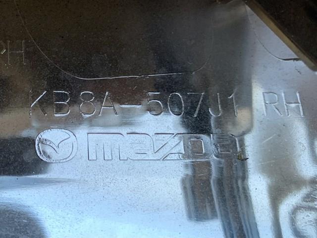 KB8A50151 Mazda кронштейн решетки радиатора
