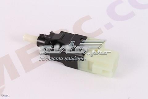 A0015456709 Mercedes датчик включения фонарей заднего хода