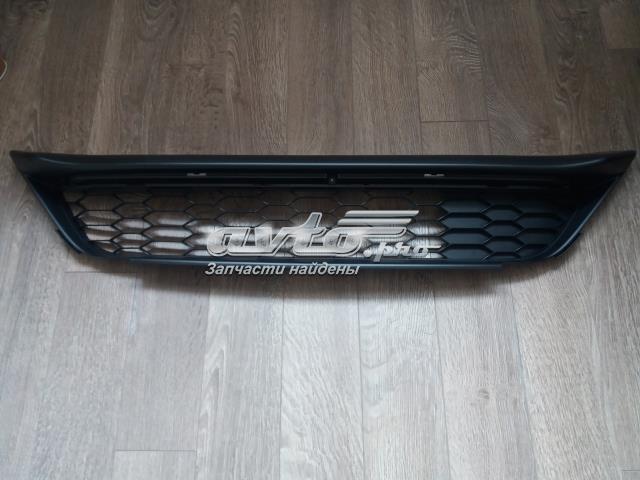 71152T2FA50 Honda решетка бампера переднего центральная