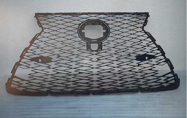 5310178130 Toyota решетка радиатора