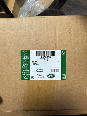 LR105975 Land Rover термостат
