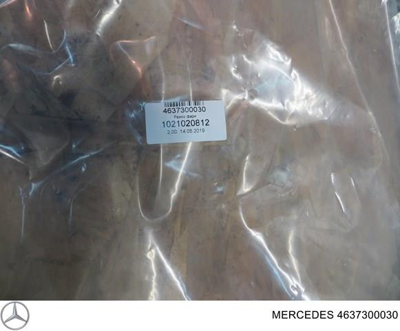 4637300030 Mercedes рамка фари