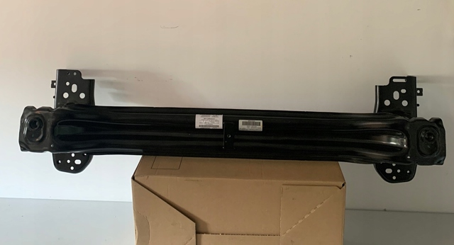 95850510901 Porsche Усилитель бампера переднего