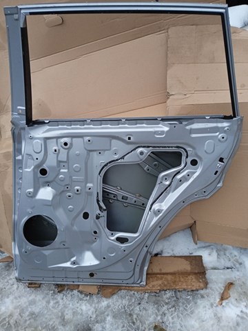 6700342190 Toyota дверь задняя правая
