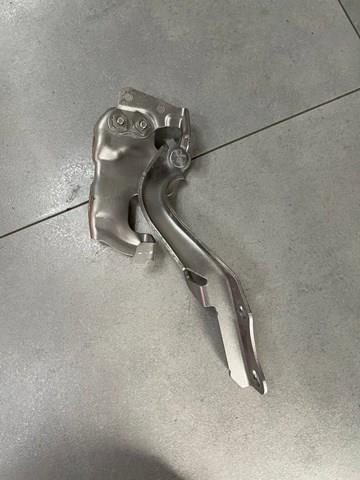 5342060070 Toyota петля капота левая