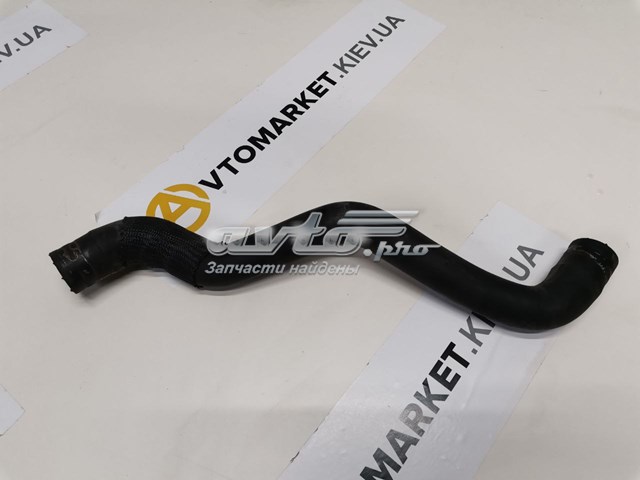 CV6Z8260K Ford Шланг (патрубок) радиатора охлаждения верхний