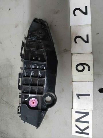 5253642080 Toyota направляющая переднего бампера левая