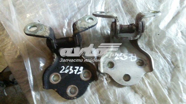 96547421 General Motors петля двери передней