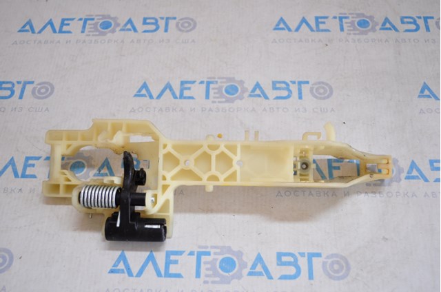 826553X000 Hyundai/Kia Держатель наружной ручки двери передней левой