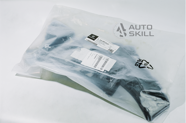 A1668804401 Mercedes кронштейн бамперу