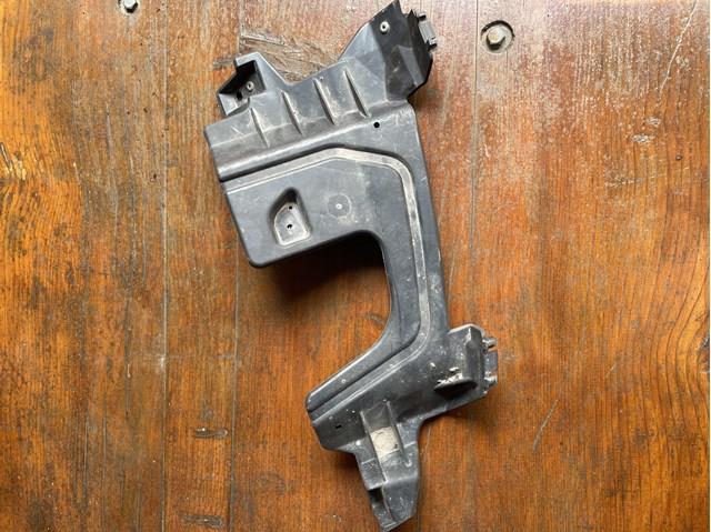 A2138853901 Mercedes кронштейн насадки трубы