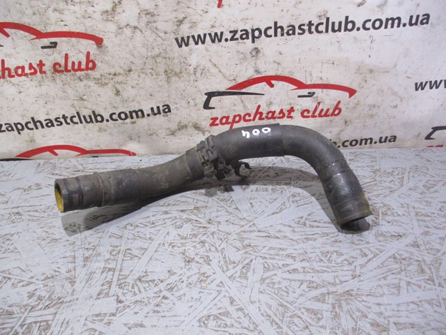 1370A126 Mitsubishi патрубок охл.верх.лев.06-014