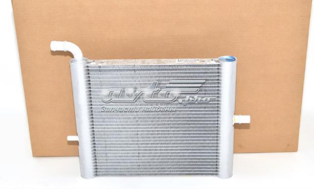 LR062670 Britpart радиатор