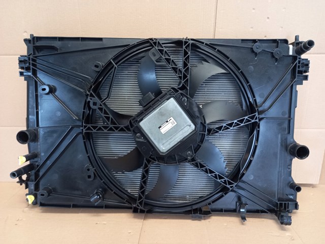 1640025141 Toyota Радиатор охлаждения двигателя