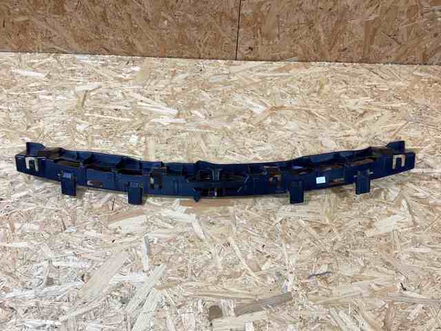 95B807863B Porsche Кронштейн бампера заднего центральный