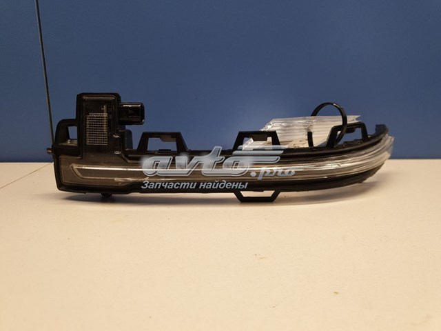 63137291217 BMW Указатель поворота зеркала левый