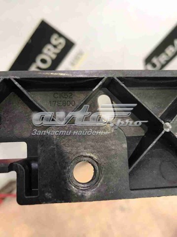 LR105091 Land Rover кронштейн крепления бампера