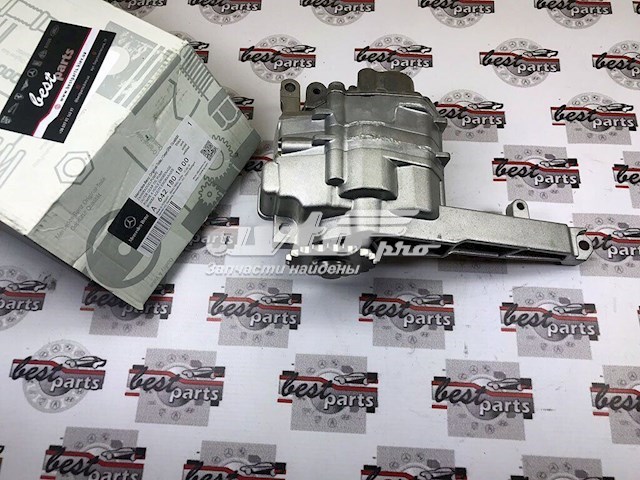 A6421801800 Mercedes насос оливи