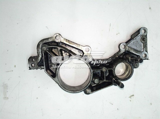 A6110100068 Mercedes крышка передняя