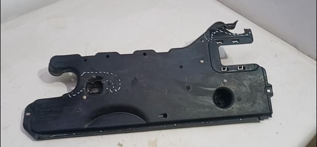 3QF825101 VAG облицювання днища