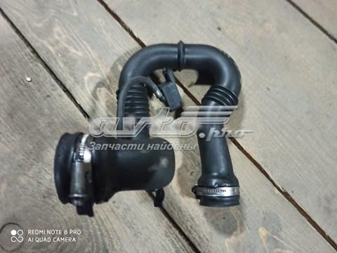8200470985 Renault (RVI) шланг (патрубок интеркуллера правый)