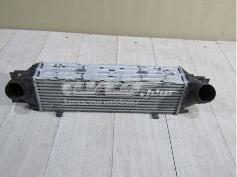 17117618768 BMW радиатор интеркуллера