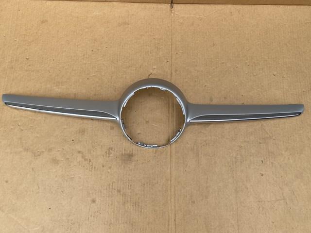 A1178880060 Mercedes 117 888 00 60 9999 (накладка решетки радиатора)