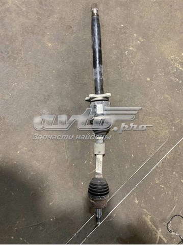 52123810AA Chrysler Полуось (привод) передняя правая