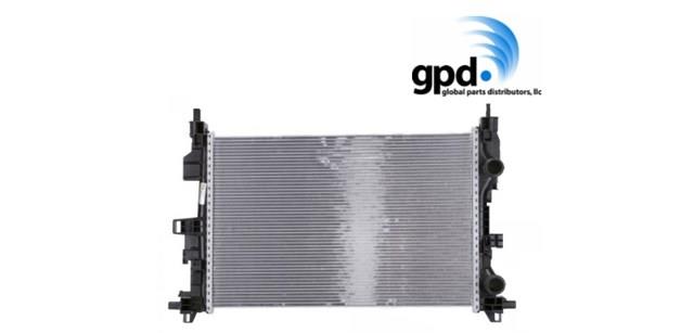 68247208AA Chrysler радиатор