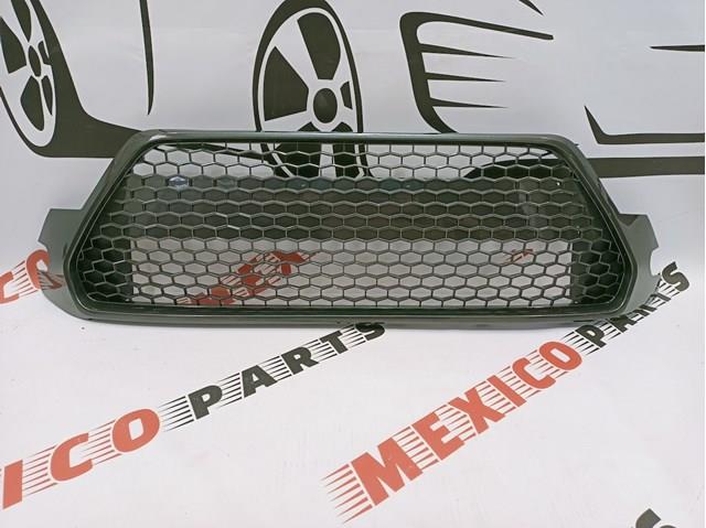 5311212420 Toyota Решетка бампера переднего