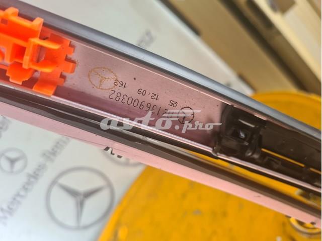 A2136900382 Mercedes mercedes молдинг крыши левый