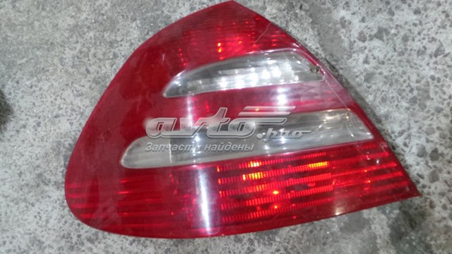 A2118200364 Mercedes фонарь задний левый