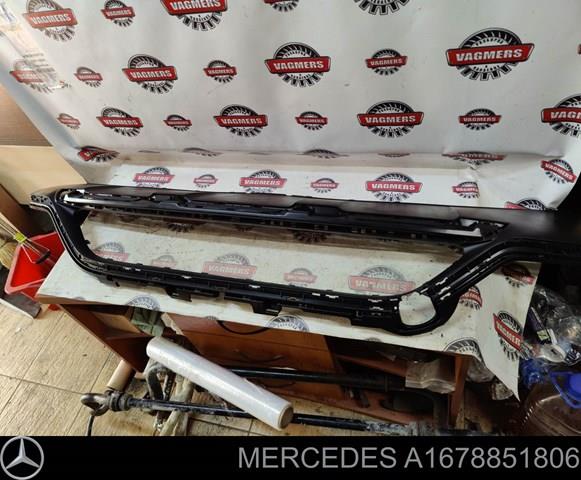 1678851806 Mercedes накладка передньго бампера нижня