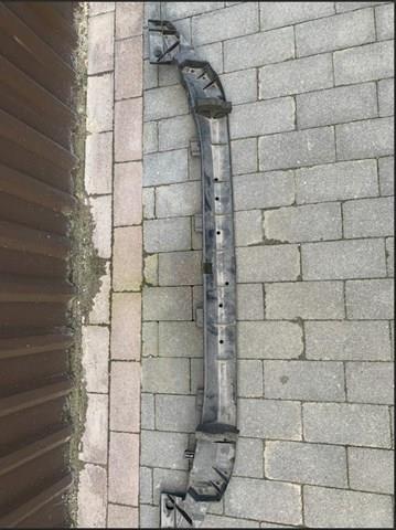 5261842060 Toyota абсорбер (наполнитель бампера переднего)