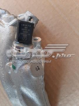 0009052706 Mercedes датчик давления топлива