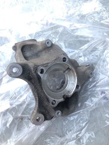 31216876645 BMW кулак поворотный передний левый