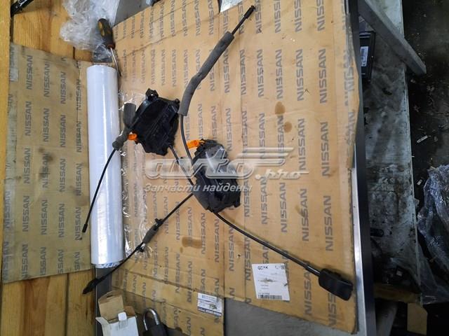 805030009R Renault (RVI) замок двери передней левой