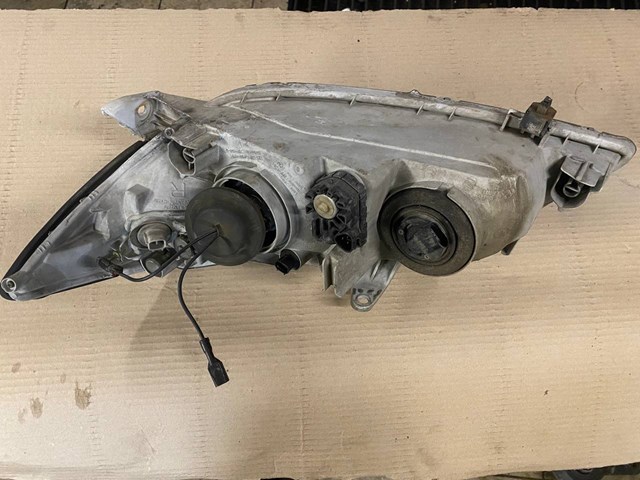 8113033440 Toyota фара правая