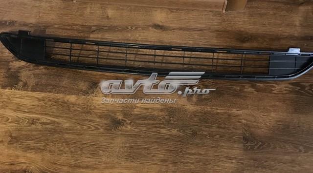 5311242100 Toyota решетка бампера переднего верхняя