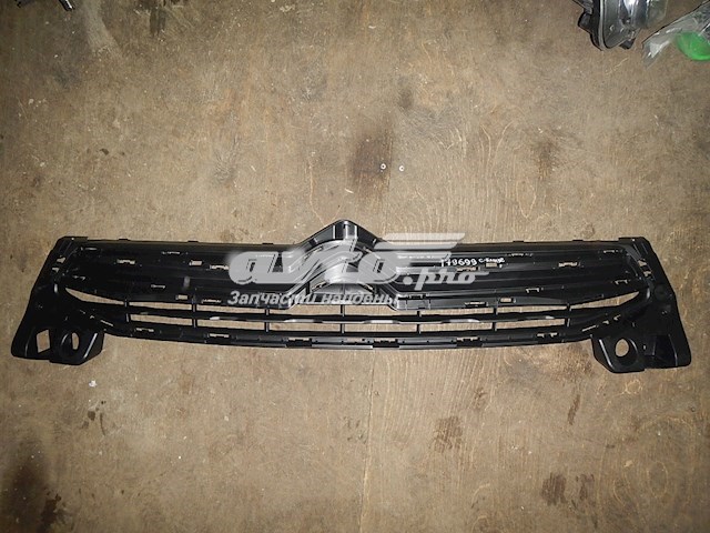 9676957880 Peugeot/Citroen решетка радиатора