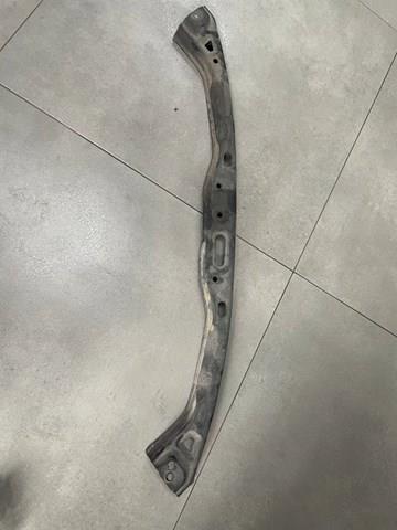 5252160110 Toyota кронштейн бампера переднего центральный