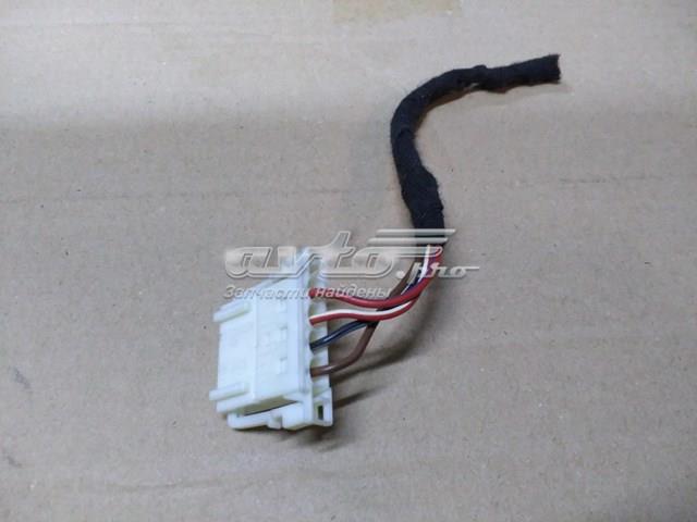 A0375458628 Mercedes штекер эл.