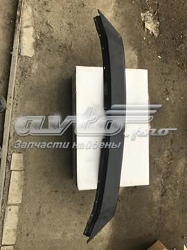 KB8A507E1BBB Mazda решетка радиатора