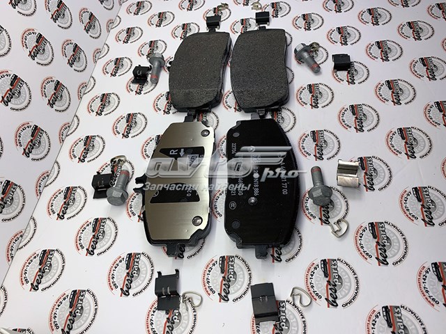 A0004203905 Mercedes комплект торм. колодок