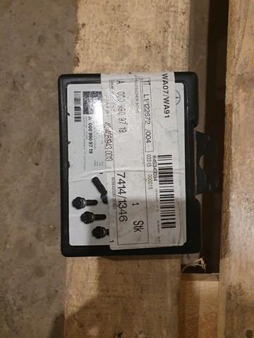 A0009909719 Mercedes болты секретные gle w167 gls x167