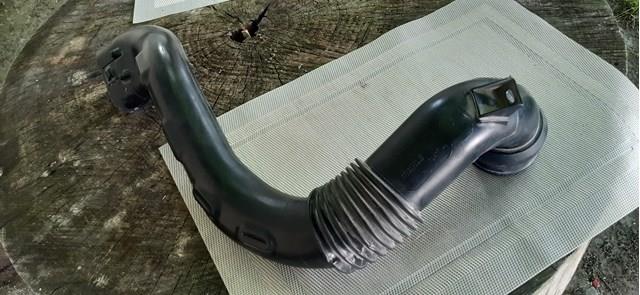 165558896R Renault (RVI) патрубок воздушный, вход воздушного фильтра