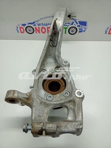 8K0407254R VAG Цапфа (поворотный кулак) передний правый