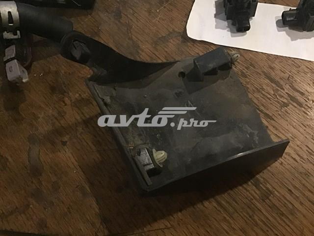 7690278010 Toyota накладка крыла переднего левого